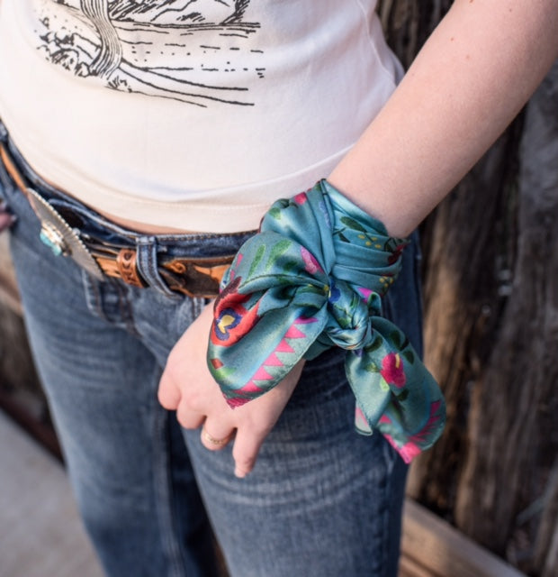 The Silk Scarf - The Swiss Army Knife of Fashion – Fringe Scarves