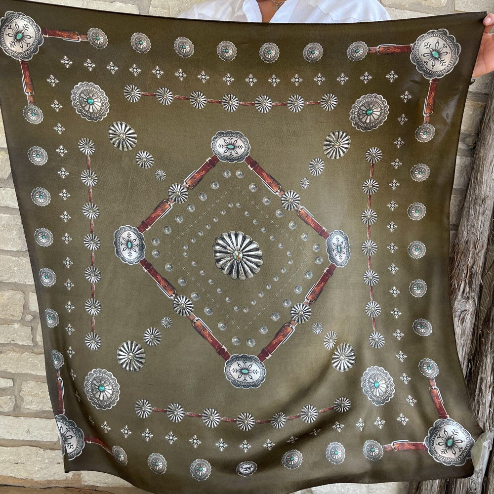 Flagstaff – Fringe Scarves